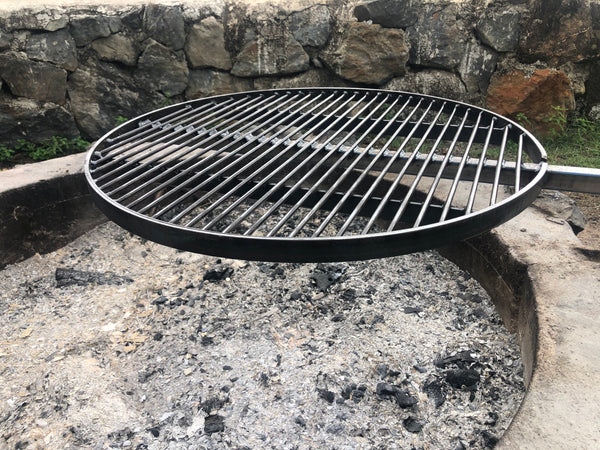 Big_Swinging_BBQ_Grill_www.aussiecampfirekitchens.com_grande.jpg?v ...
