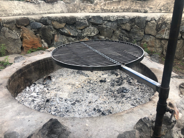 The_Big_Swinging_BBQ_Grill_www.aussiecampfirekitchens.com_grande.jpg?v ...